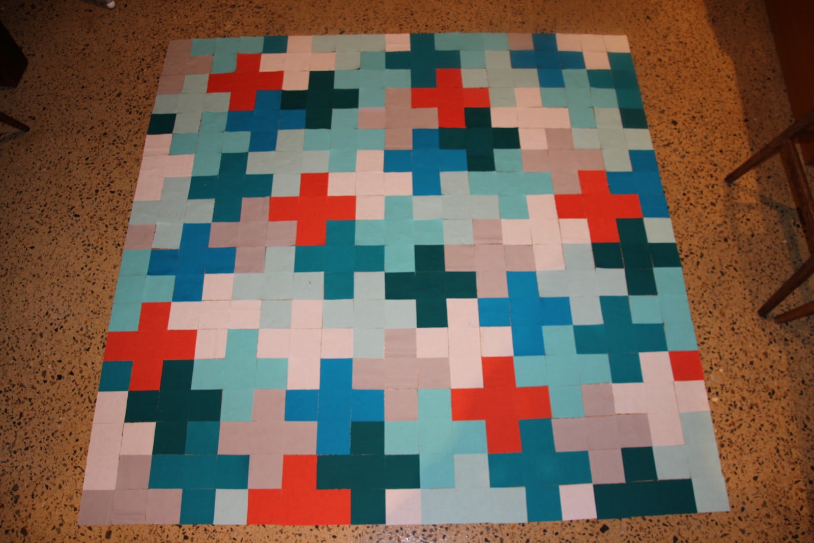 Eat. Play. Sew.: Interlocking cross quilt....