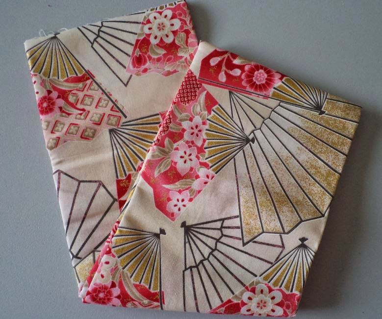 eSheep Designs: Making a Pair of (Muslin) Kimono Slippers