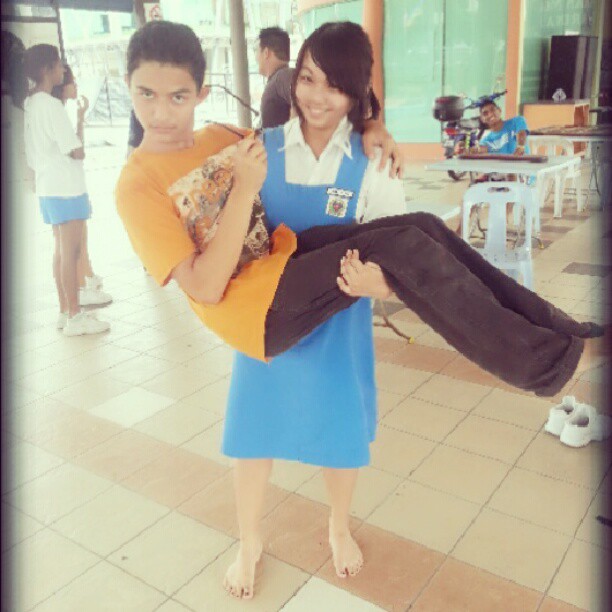 Strong Lift and Carry Photos and Videos - Strong Muscular Girls Lift ...