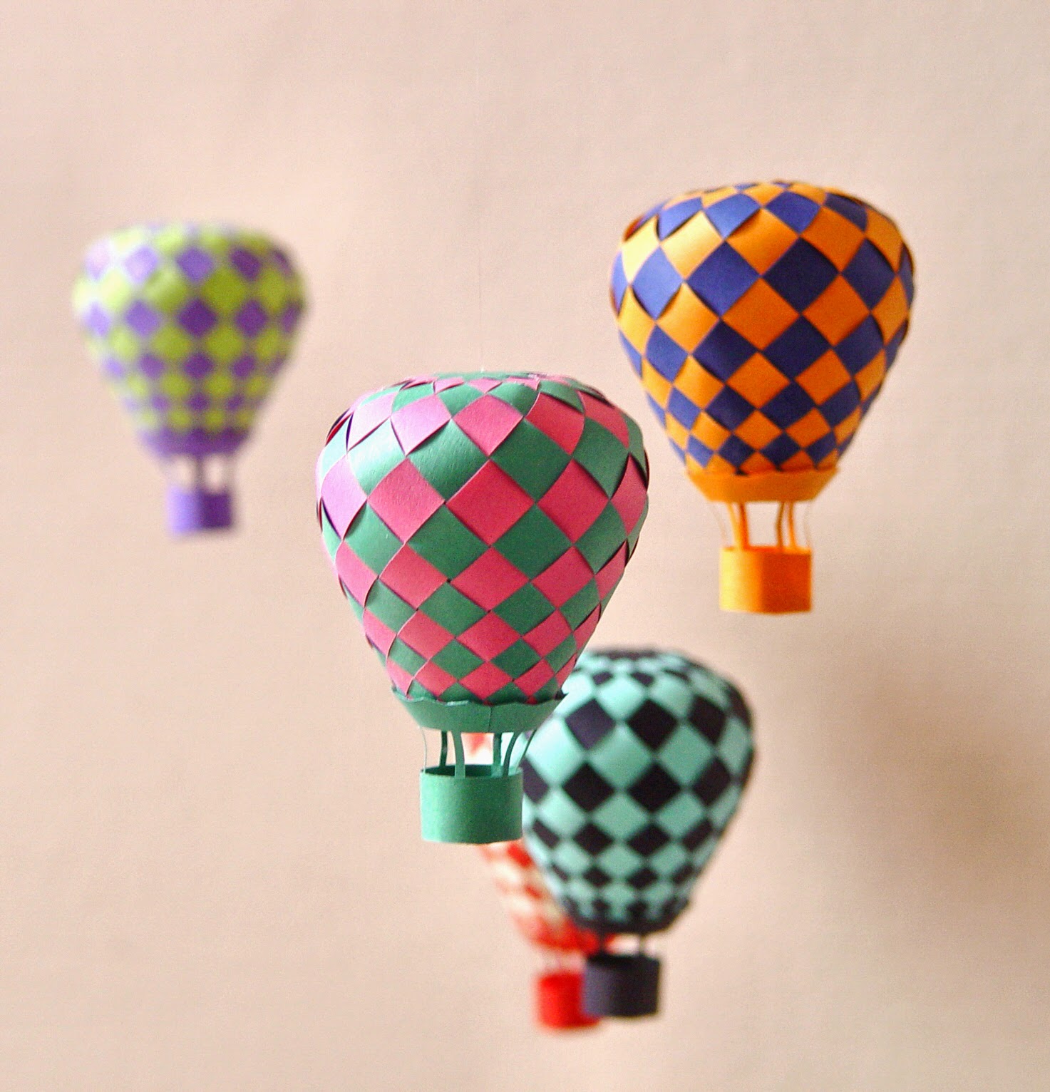 simple crafts making: Cute Fire Balloon making
