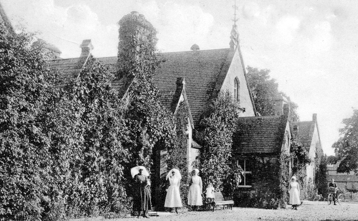 Tour Scotland: Old Photograph Ross Memorial Hospital Dingwall Scotland