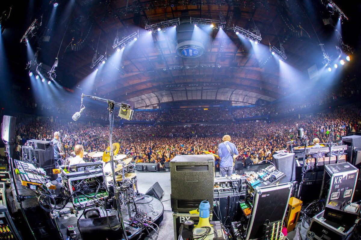 The Curtain With: Phish - 2018-10-26 Allstate Arena, Rosemont, IL