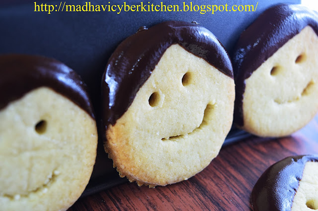 Madhavi's Cyber Kitchen: Smiley Cookies