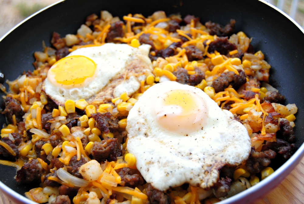 SteakNPotatoesKindaGurl: Sausage Hash