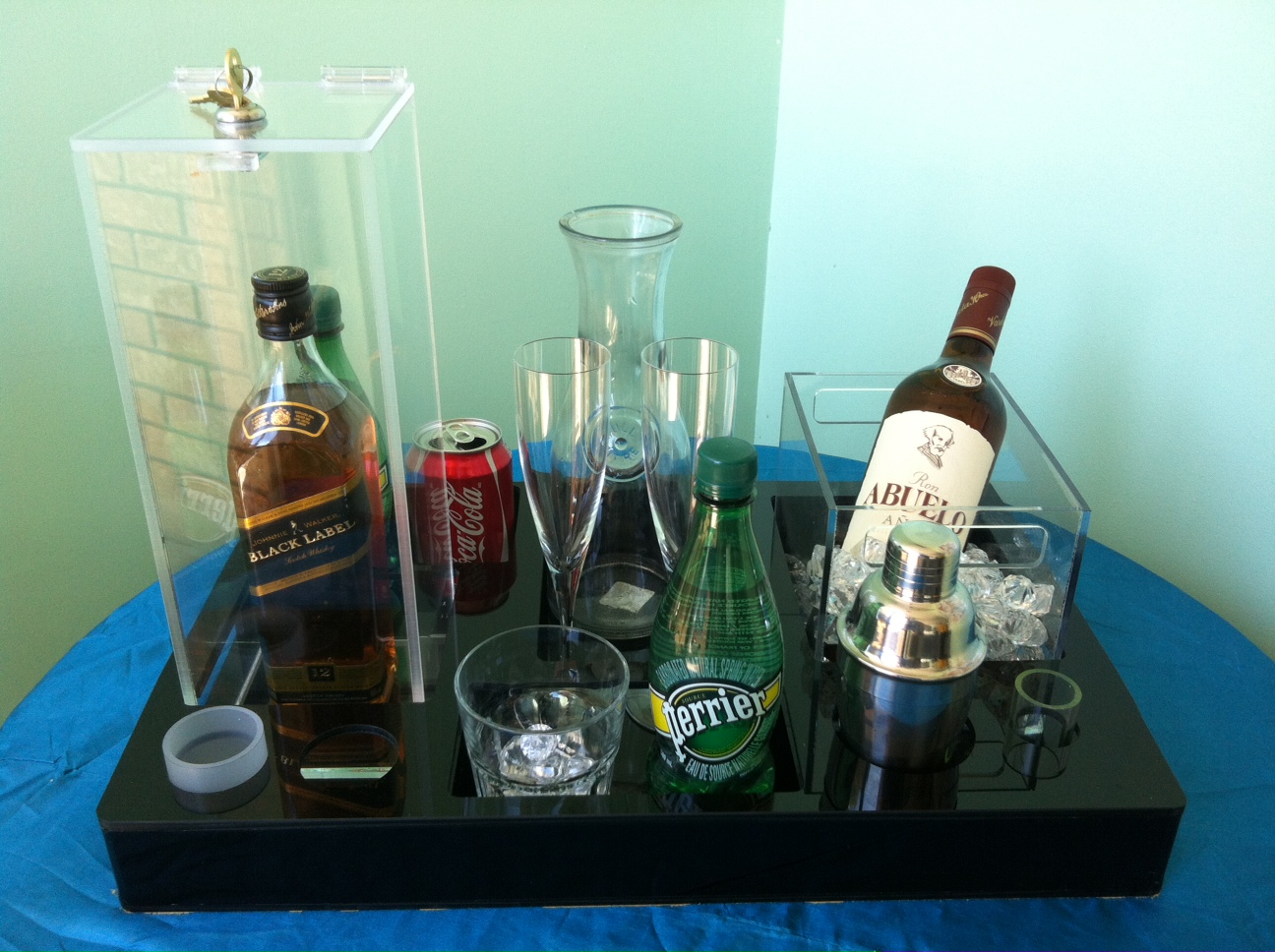 Acrylic Evolution: VIP. Bottle Service