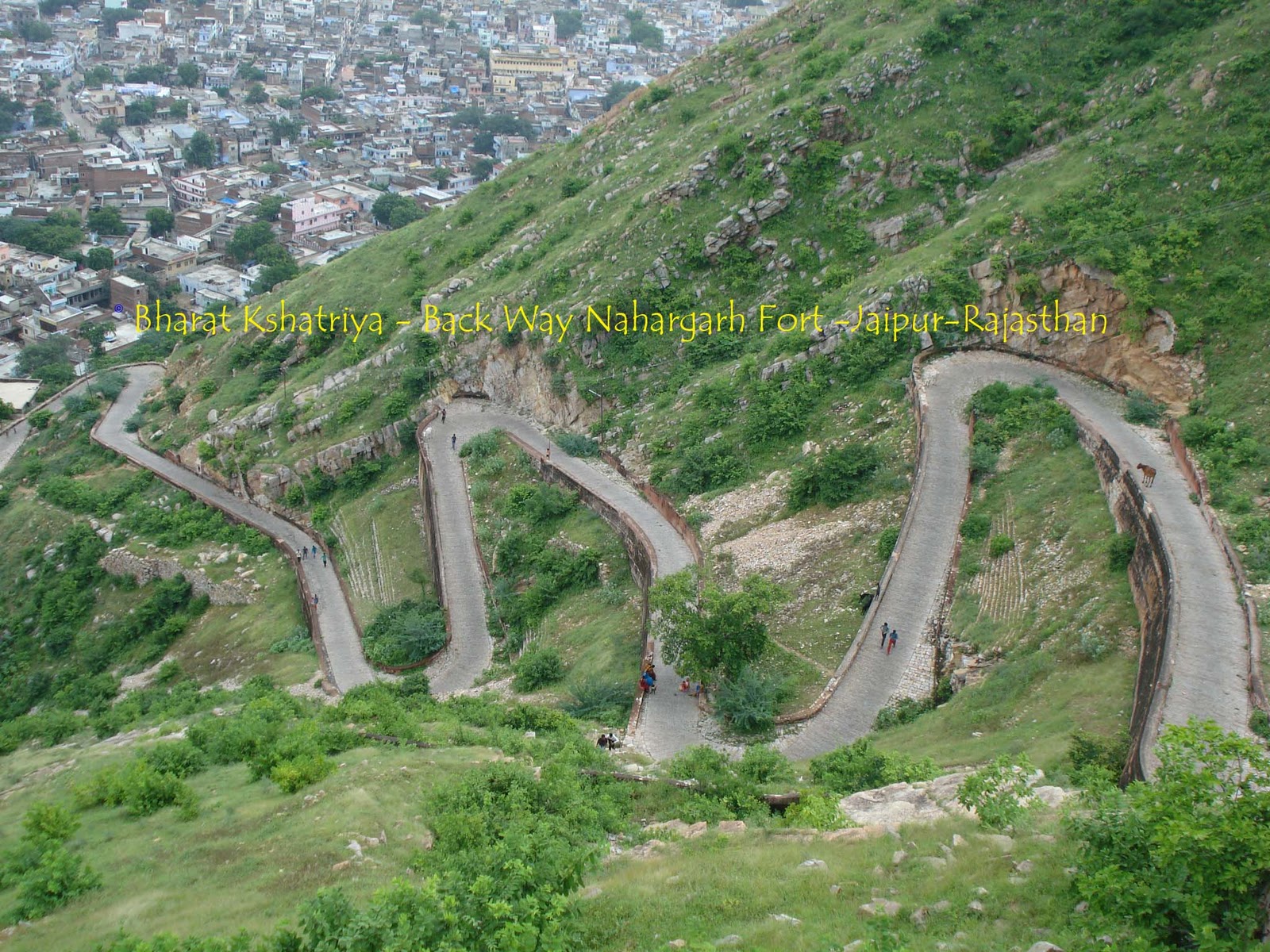 Padharo Rajasthan: Nahargarh Fort Back View-Jaipur- Rajasthan