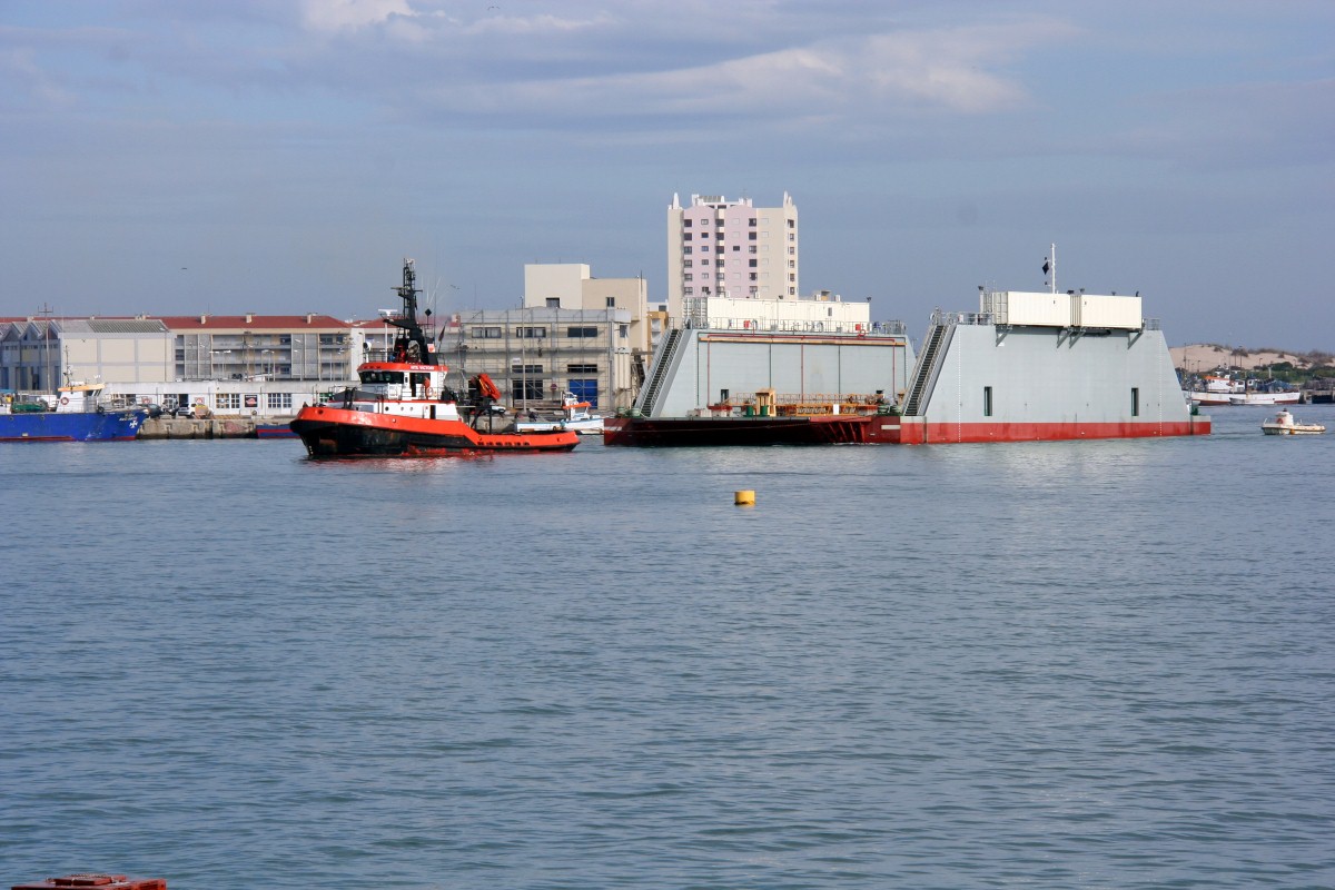 Cabo Carvoeiro: ENP Doca flutuante a caminho de Angola
