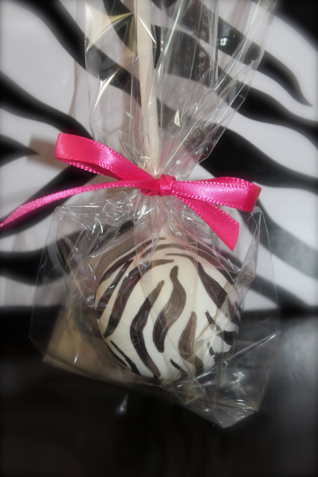 Her.BOLD.Events: {BOLD Cake Pop's} Customize it and Make it a Favor...