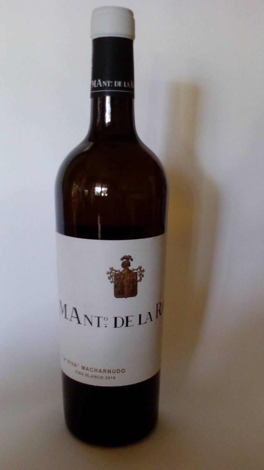 Jerez-Xeres-Sherry: Vino Blanco La Riva 2016 13.5%, M Ant. De La Riva