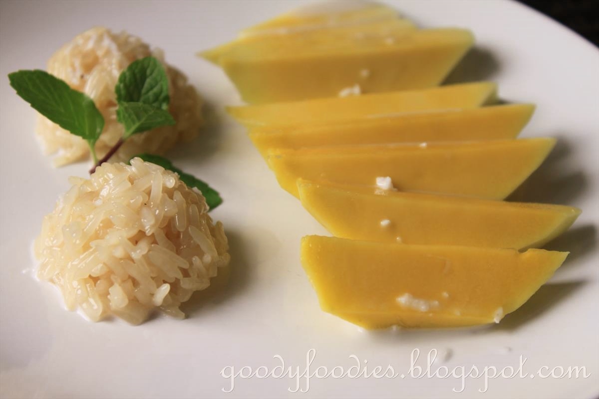 GoodyFoodies: Recipe: Thai sticky rice with mango (Khao Neow Ma-Muang)