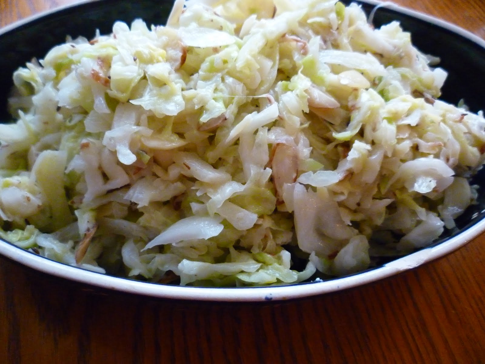SimplEdibles: HERBERT'S AUSTRIAN CABBAGE DISH
