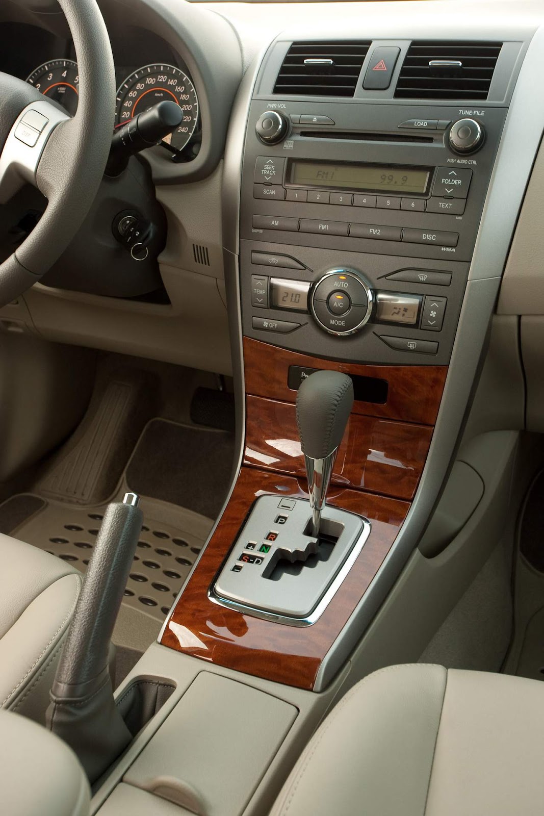 Toyota Corolla 2011 flex: fotos, preços, consumo e detalhes