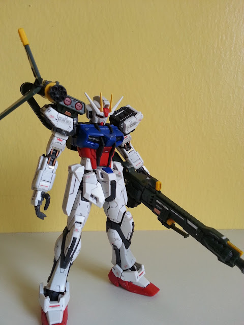 Lightning Quantum's Base: Review: RG 1/144 Lancher Strike / Sword ...