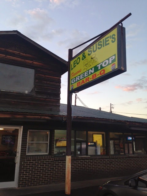 Man Up: Tales of Texas BBQ™: Wednesday's dinner at Green Top Bar-B-Q ...