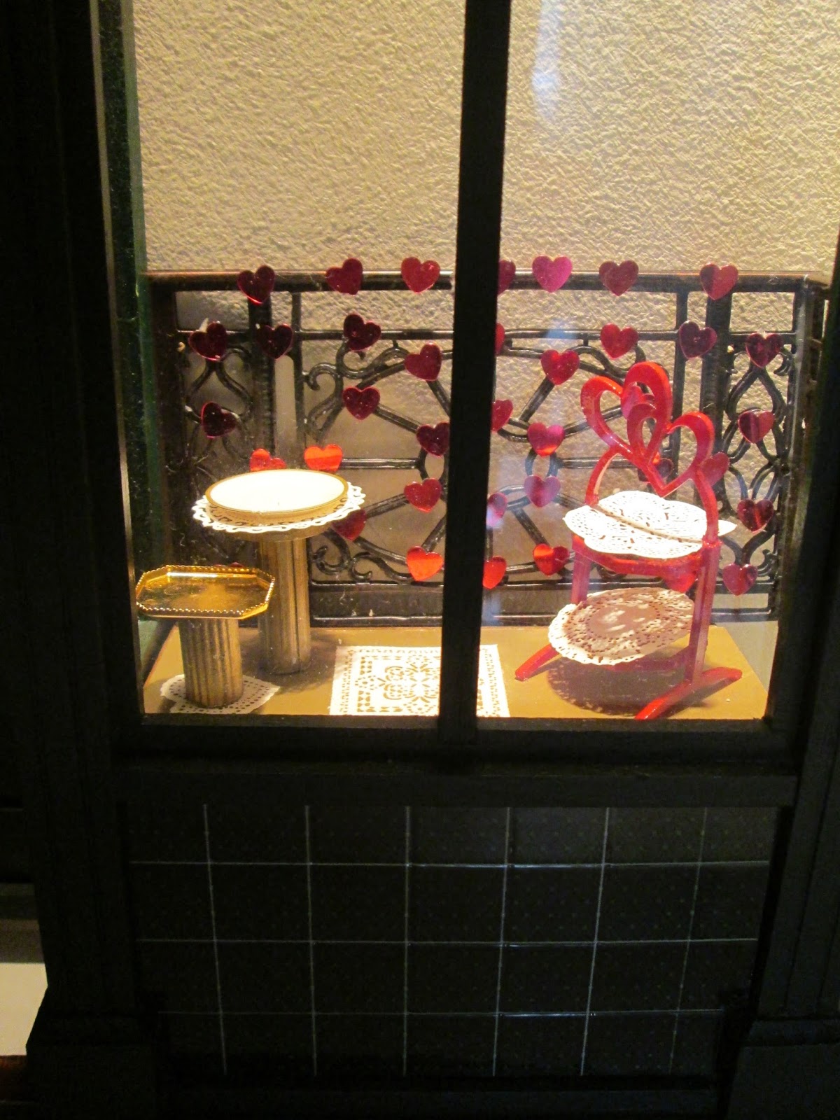 Chocolat: Window displays