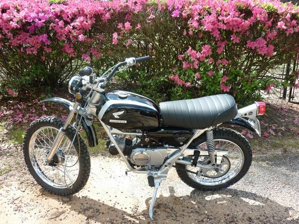 1969 Honda SL90: Modified Honda SL90's