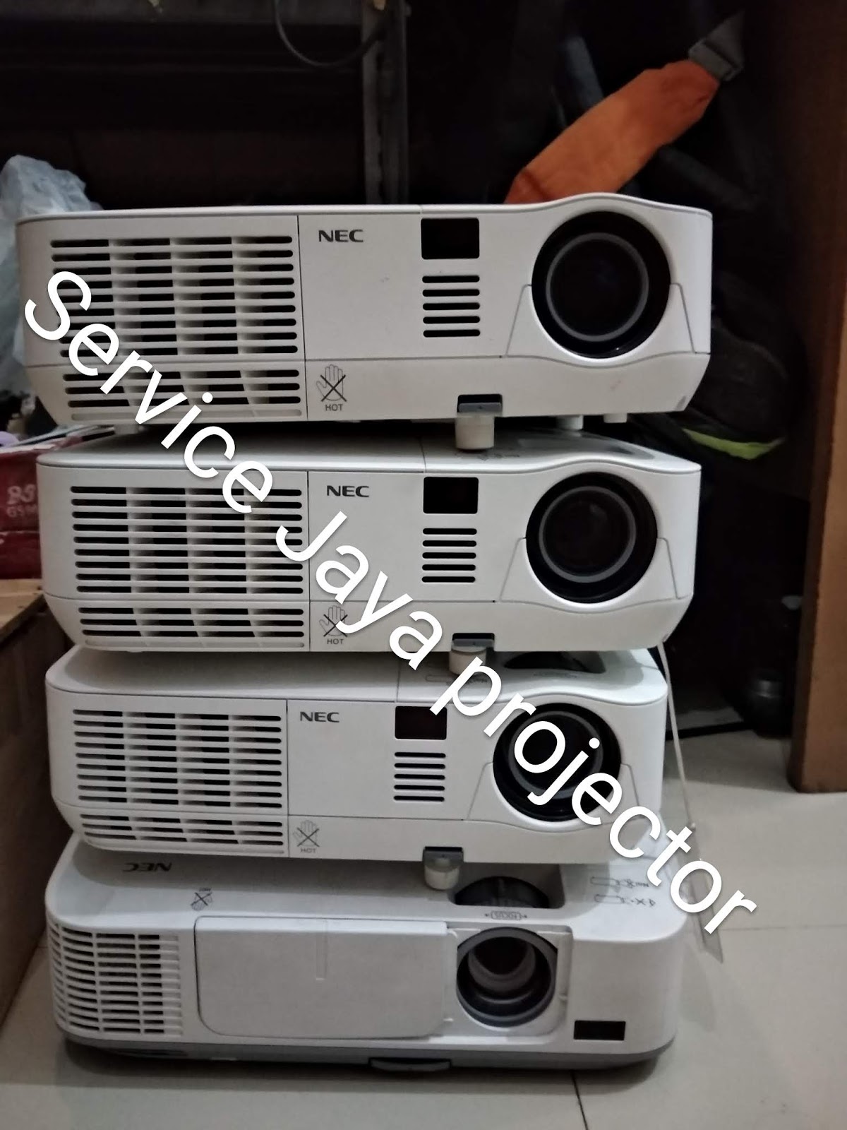 SERVICE JAYA PROJECTOR