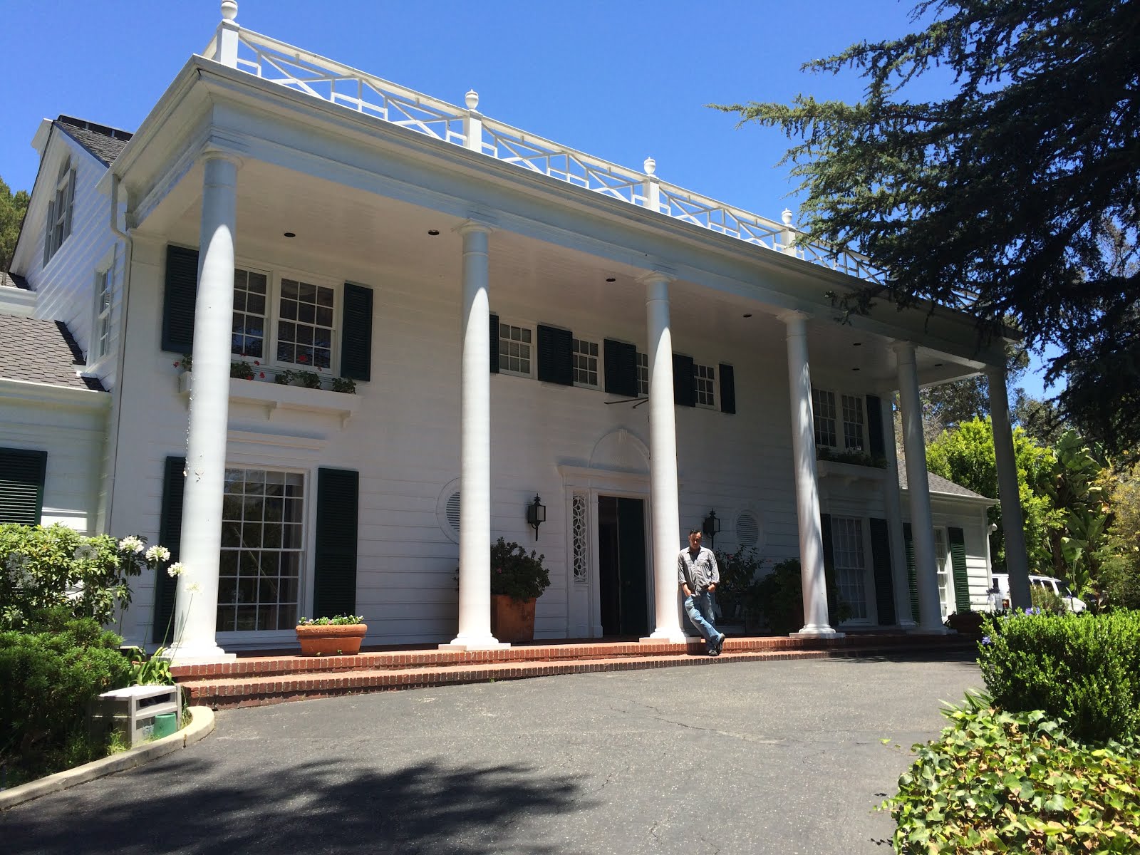 Another One Bites The Dust: The House From Mommie Dearest - # ...