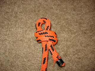 New Approaches with Knot Tying: How to Tie the Scaffold Hitch with One Hand