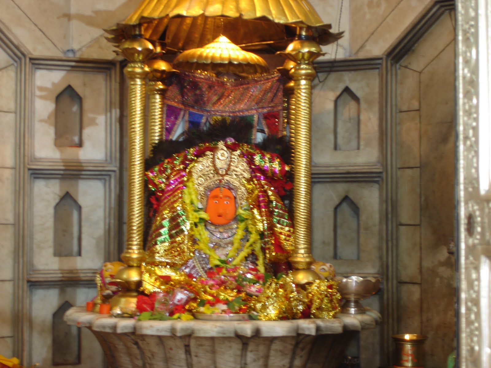 Traveller: Dongargarh: Maa Bamleshwari Temple