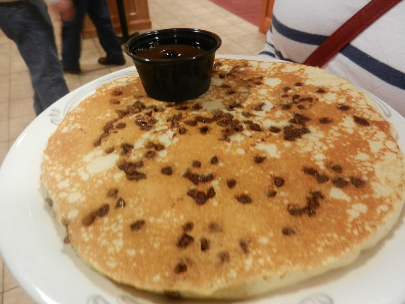 Belly of the Pig: Shady Maple Smorgasbord Breakfast Review