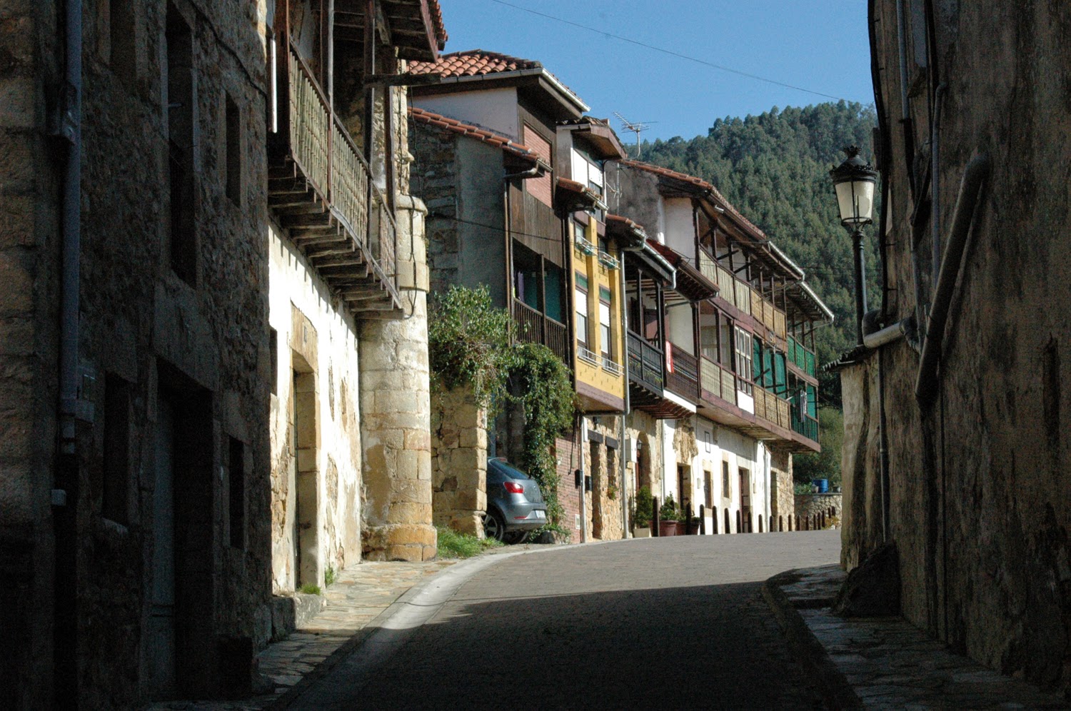 Un blog sobre Ampuero y otros lugares cercanos: Barrio de El Collado