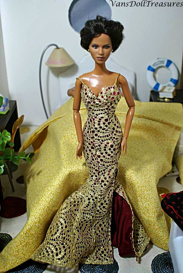 Fashion Dolls at Van's Doll Treasures: Time for the Captain's Ball ...