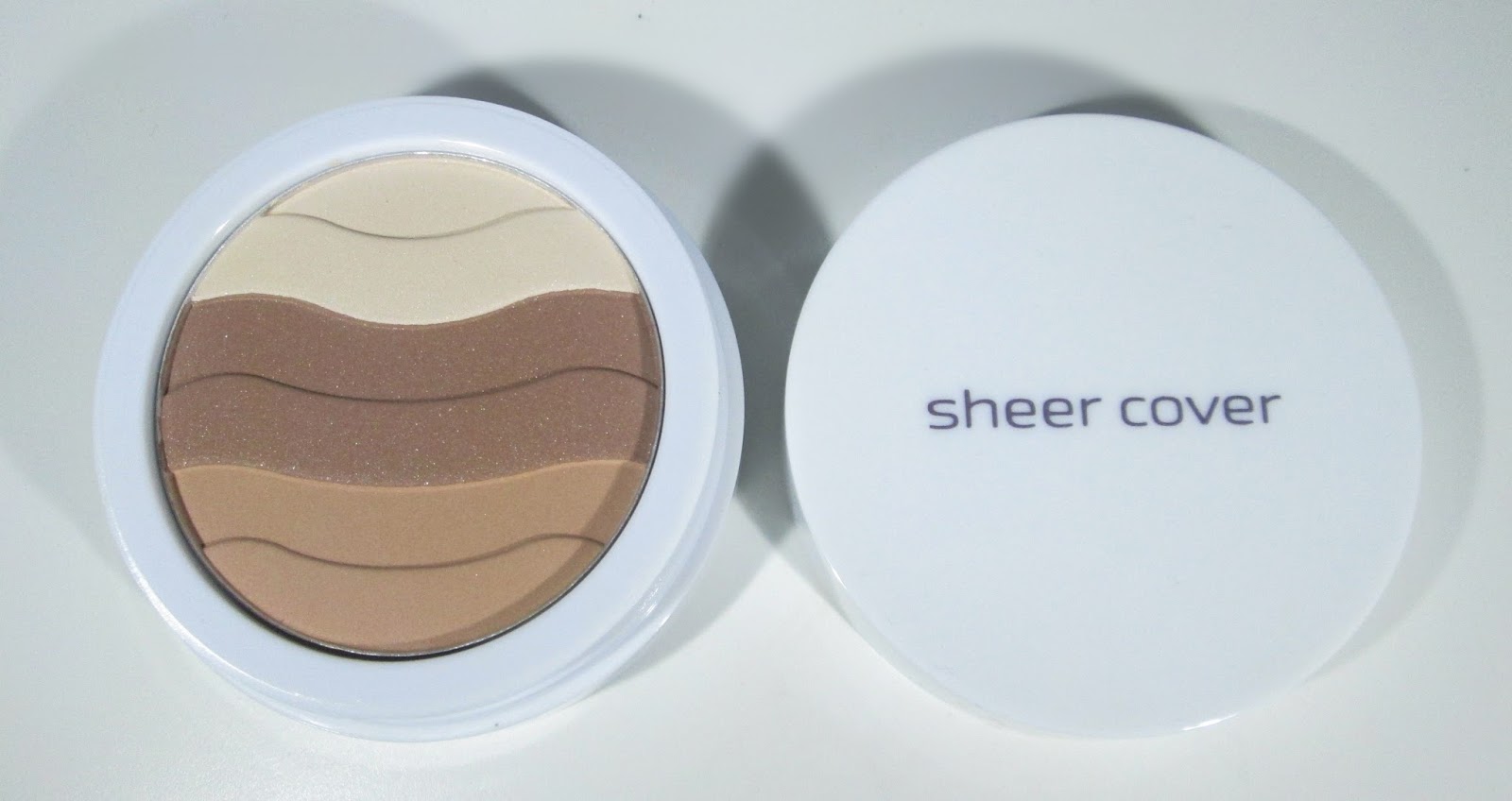 Sheer Cover Studio Mineral Make-Up | Review