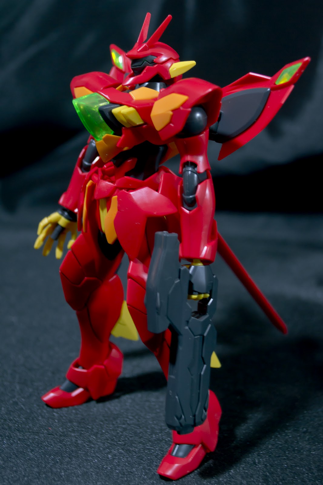 GUNDAM GUY: HG 1/144 Zeydra - Video Review by Team GG