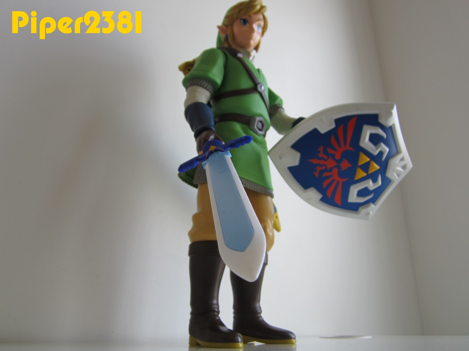 Piper2381: The Legend of Zelda 20 inch Link Figure