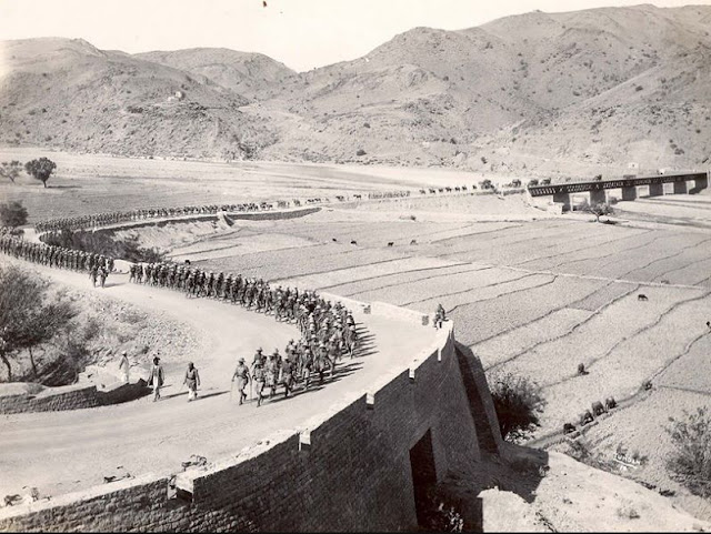 Historical rare military pictures. | Pakistan Defence