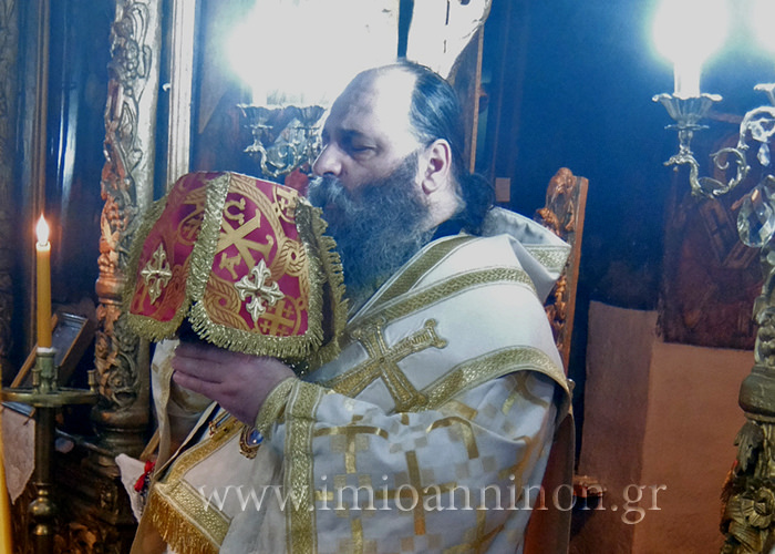 Άγιοι και Εκκλησία: ΘΕΙΑ ΛΕΙΤΟΥΡΓΙΑ ΣΤΟ ΡΟΔΟΤΟΠΙ ΕΣΠΕΡΙΝΟΣ ΣΤΟ ΒΑΡΛΑΑΜ ...