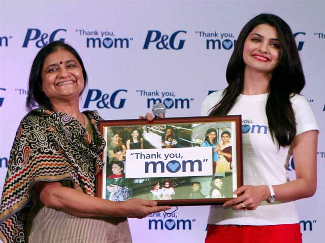 Actress Prachi Desai Mother Amita Desai