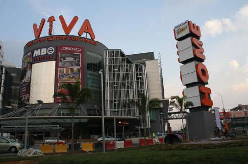 Sini Saya Salwa: Velocity Mall, Viva Mall, TRX IKEIA di Cheras.