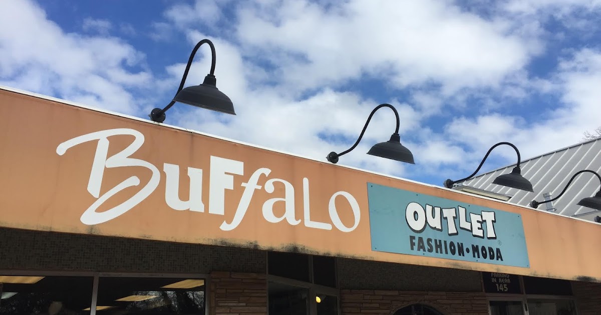 Cynthia Edee: Buffalo Exchange Outlet