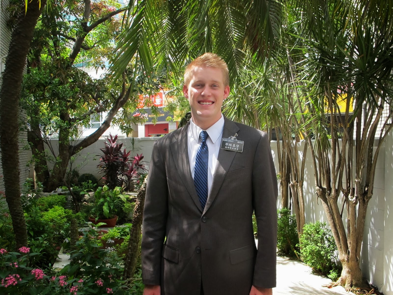 Elder Chris Dayley