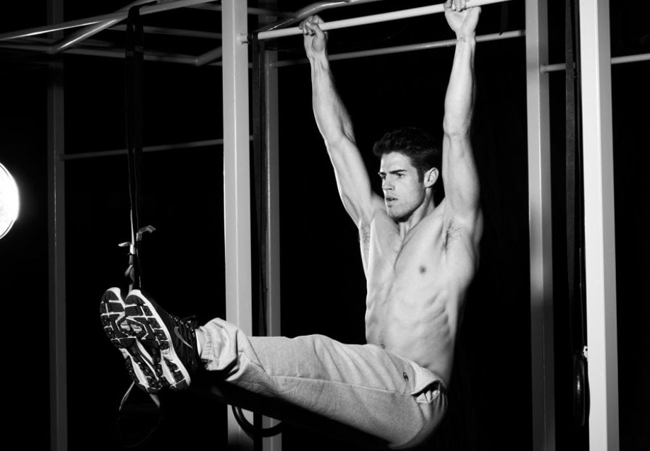 DETAILS MAGAZINE - INTRODUCING THE BODY -CHAD WHITE WORKOUT