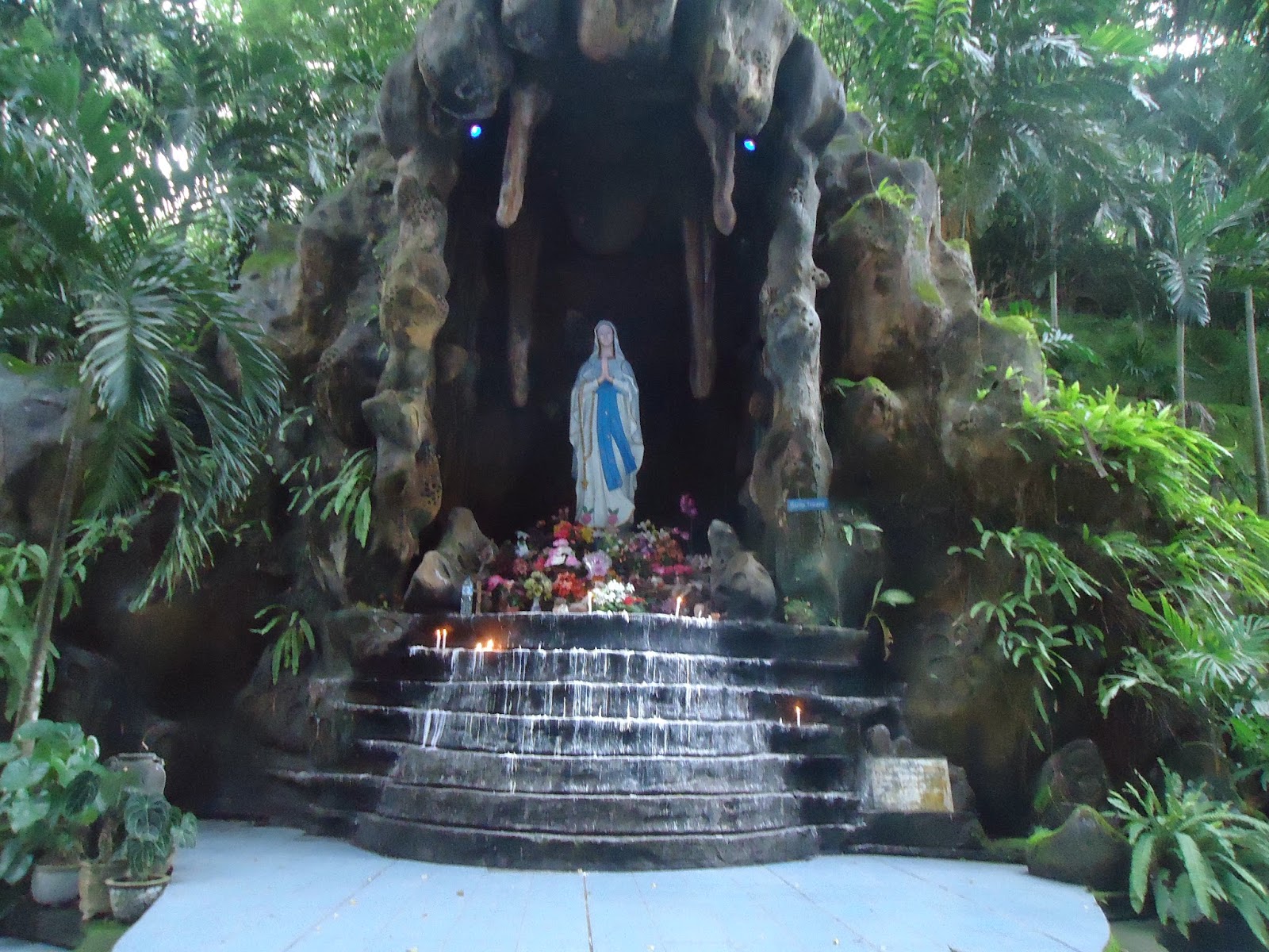 Gua Maria Sriningsih | Sebuah Catatan Petualangan