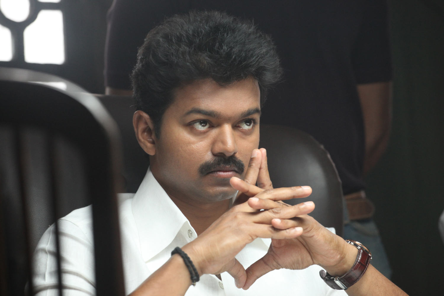 + SIZE CINEMA: Vijay’s ‘Thalaiva’ exclusive stills