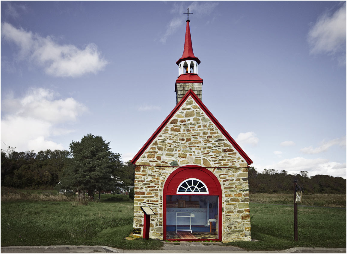 Silverpixel: ROAD SIDE CHAPEL, L'ISLE AUX COUDRES