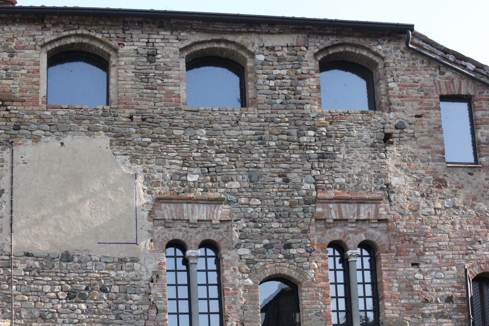 Emilia Misteriosa: MISTERIOSE PRESENZE E SIMBOLI ESOTERICI AL CASTELLO ...