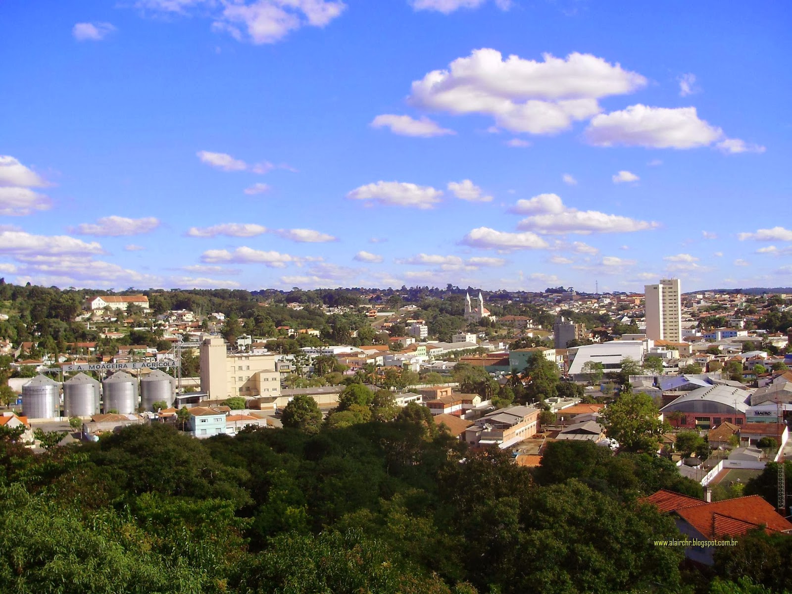 SHOWS E VIAGENS: IRATI & PARQUE DA PEDREIRA (REBOUÇAS)