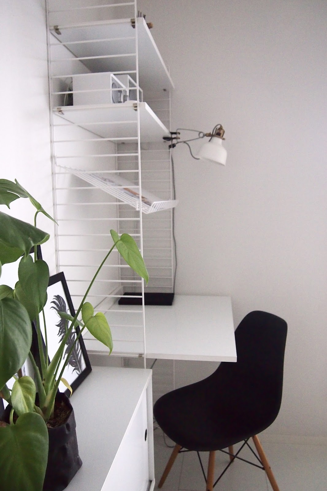 String system muutti olohuoneeseen