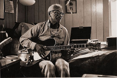 Las Galletas de Maria: Furry Lewis - Fourth and Beale (aka Beale Street ...