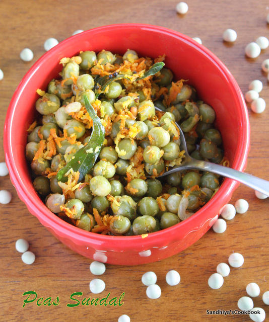 Sandhiya's Cookbook: Pattani Sundal | Peas Sundal | Golu Recipe