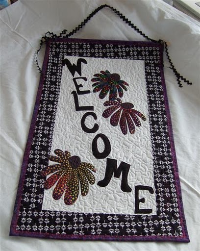 Crafty Sewing & Quilting: Hodgepodge Patchwork Tuesday - Welcome Wall ...