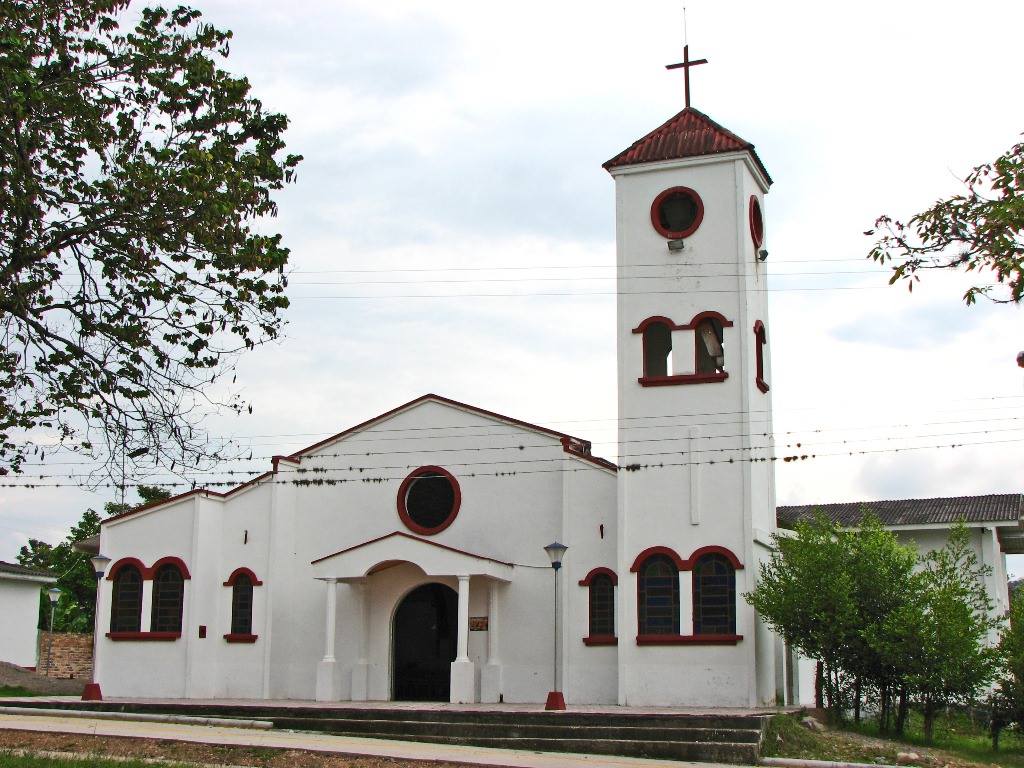 IGLESIAS: iglesias de pitalito