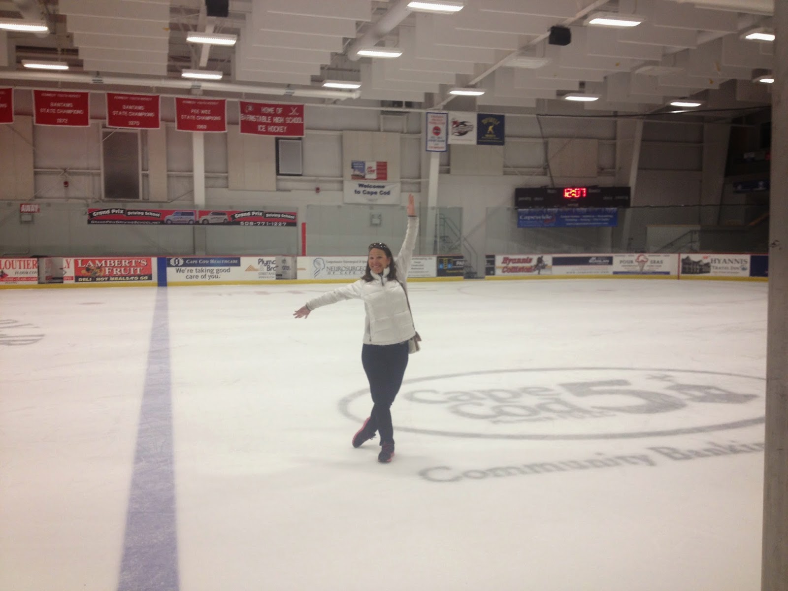 WALTZ JUMP Adult Figure Skating Over Age 60 : Photos