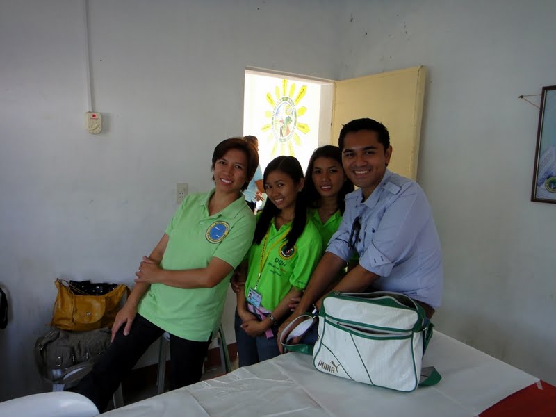 fly.in.style.daily: Inarawan Tuli Mission on a thursday (may 19, 2011)