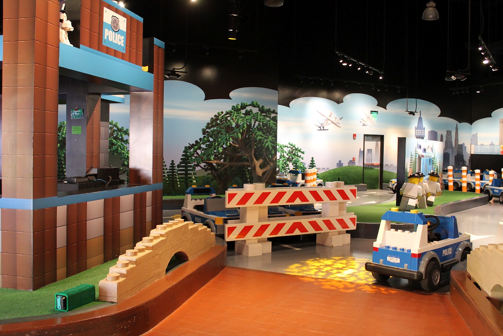 Texas Homemaking: What I Did Wednesday :: Legoland Discovery Center, Dallas